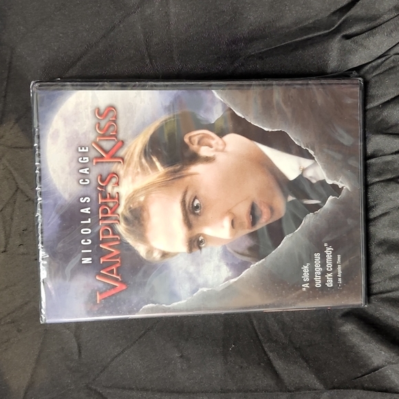 nicolas cage | Accents | Nicolas Cage Vampires Kiss One Of His First ...